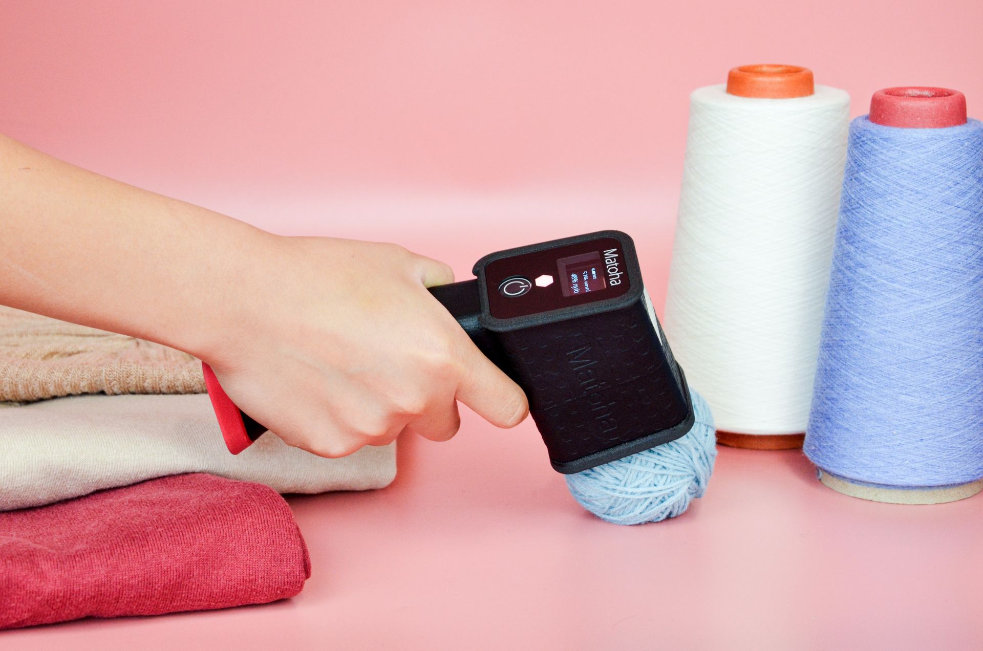 Textiles material identification devices